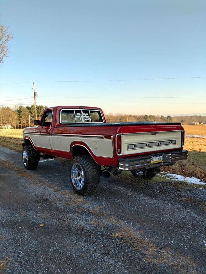 Unleash the Power: 1979 F250 with 7.3 Powerstroke and 5-Speed Swap ...