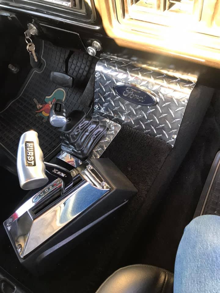 Unleash the Beast: 1979 Ford Bronco with 9” Lift and 42” Super Swamper ...