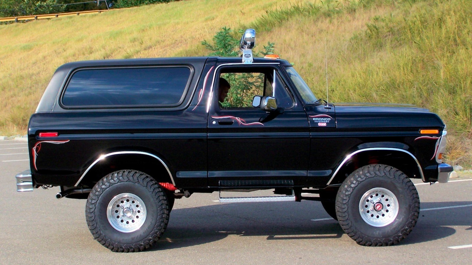 Step into the Past with This Pristine Big Bronco Straight from the '80s ...